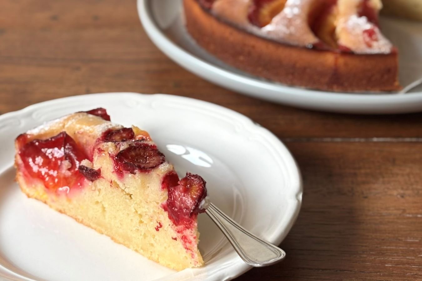 Pruimen cake met zuurdesem discard - Daily Goodness